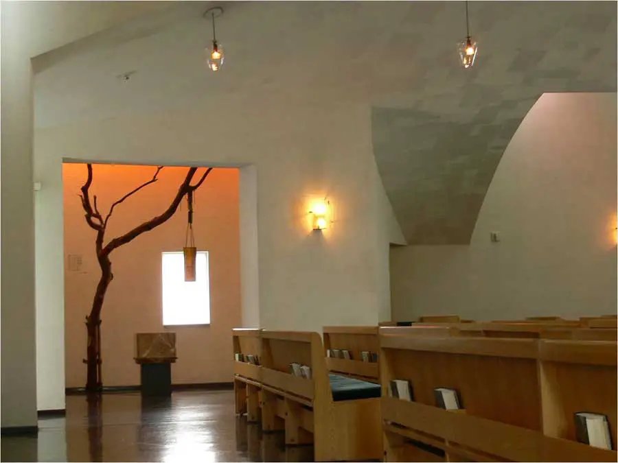 St Ignatius Chapel - Steven Holl Building, Architect - e-architect St Ignatius Chapel - Steven Holl Building, Architect - e-architect