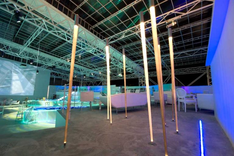 Cartel Club Restaurant: Greek Building in Larissa - e-architect