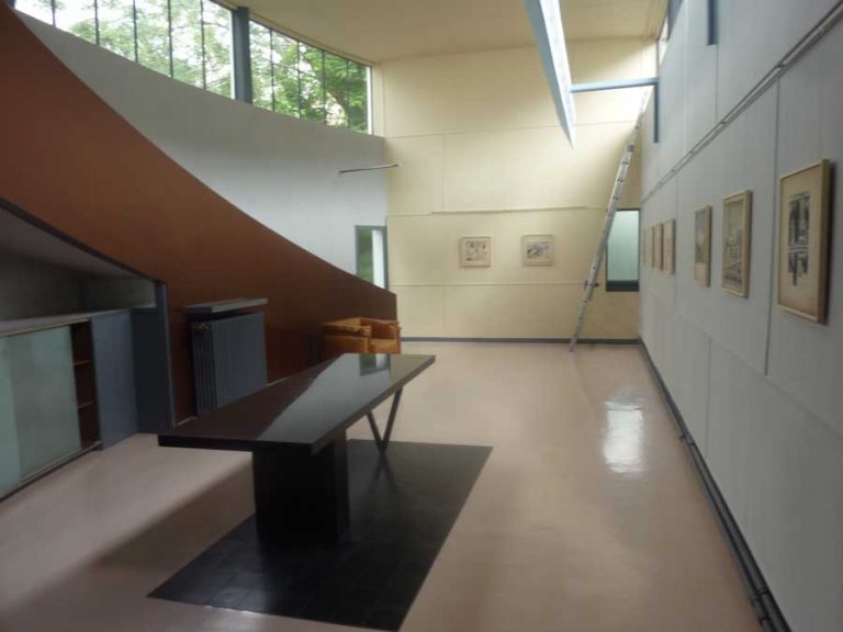 Villa La Roche Paris: Le Corbusier house - e-architect