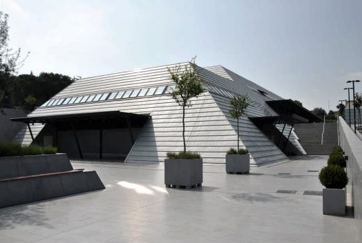 Olgiata Shopping Plaza Rome Retail Building - e-architect