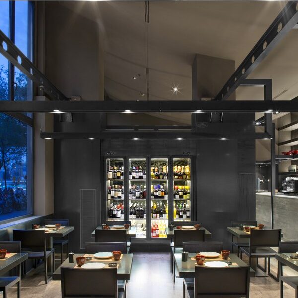 Umo Japanese Restaurant, Barcelona Interior - e-architect
