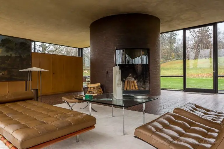 Philip Johnson Glass House, New Canaan, Connecticut - e-architect