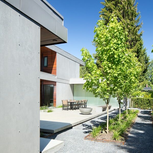 St James House in West Vancouver, British Columbia home - e-architect