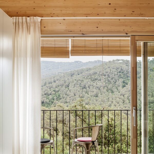 House LLP in Barcelona - e-architect