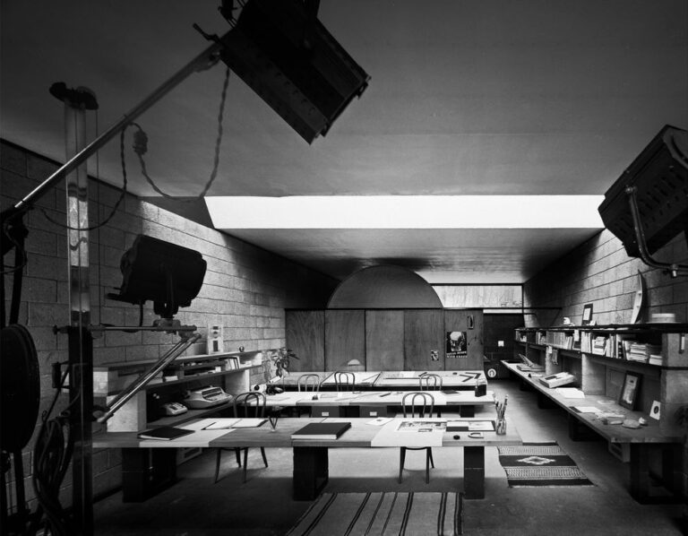 Philip Johnson Architect: Buildings, Designs – e-architect