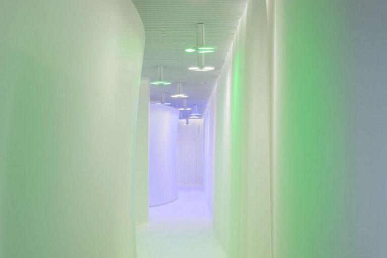GE Customer Experience Center in Bielsko-Biala - e-architect