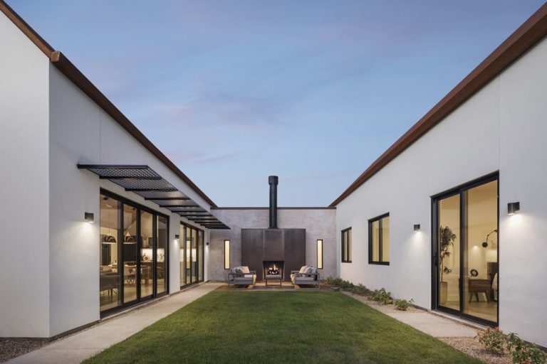 Phoenix House, Arizona modern home - e-architect