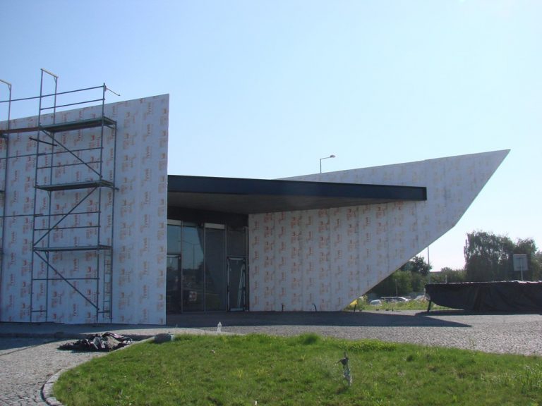Flame retardant breather membrane, Tyvek FireCurb - e-architect