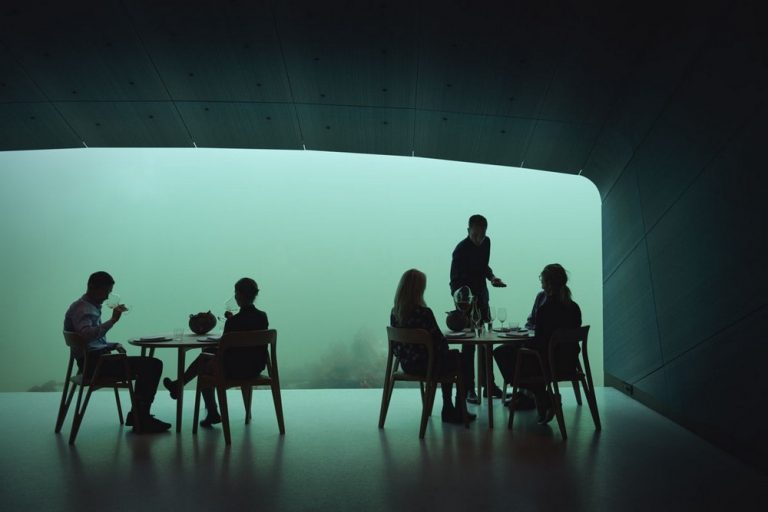 Under Restaurant Båly, Norway - e-architect