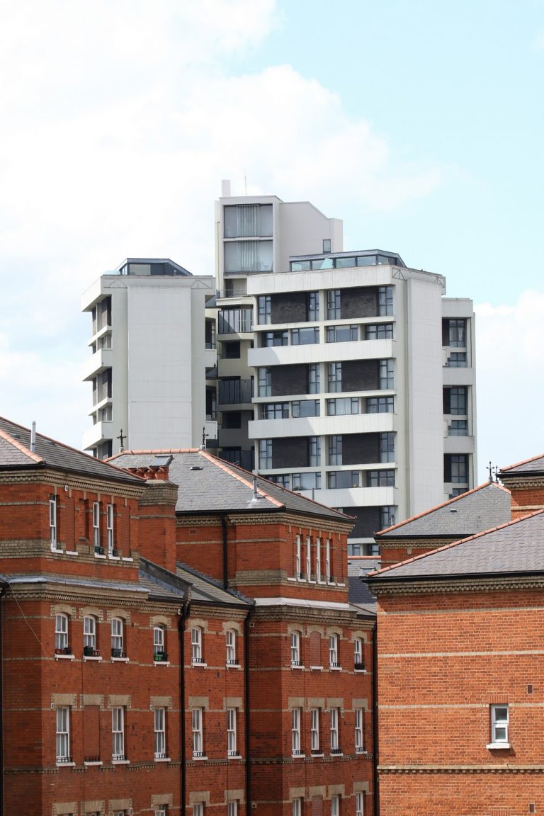 The Water Tank Penthouse, Keeling House, London - e-architect