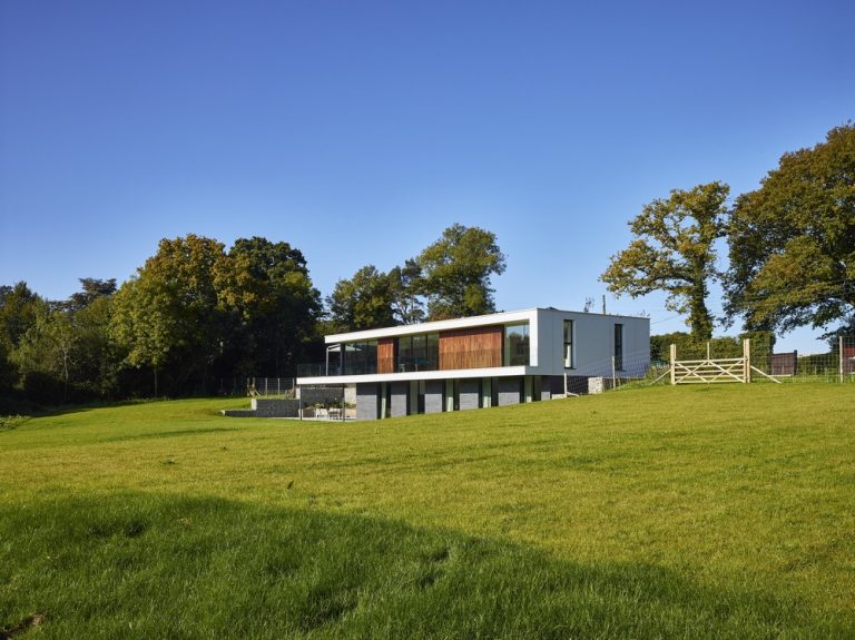 Druim House on Winchelsea Beach, East Sussex – e-architect