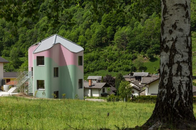 Swiss houses: residential buildings Switzerland - e-architect