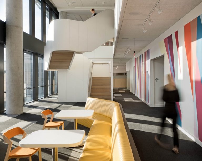 Cummins Indy Distribution Headquarters Indianapolis - e-architect