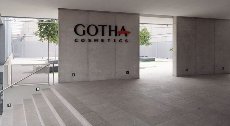 Gotha Cosmetics Headquarter in Lallio, Bergamo - e-architect