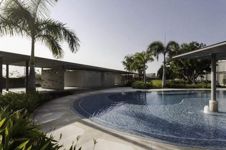 Arango Residence, John Lautner House in Marbrisa - e-architect