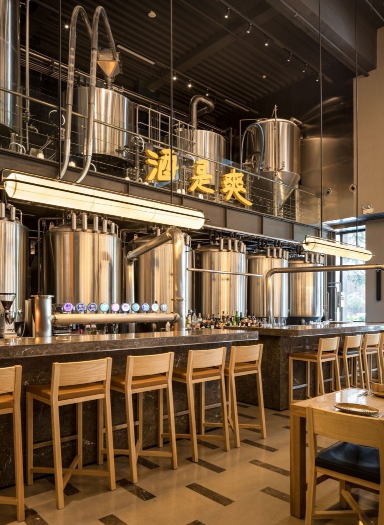 Oh Yeah Brewing in Beijing CBD Building - e-architect