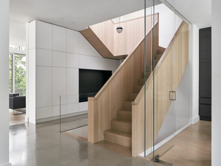 Valley Edge House in Toronto, Ontario property - e-architect