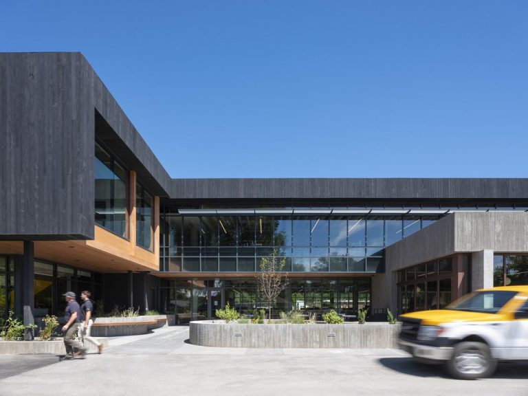 Okland Construction Workplace Salt Lake City - e-architect