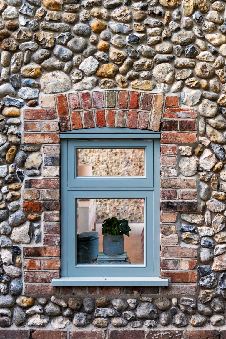 Flint House Norfolk remodelled cottage - e-architect