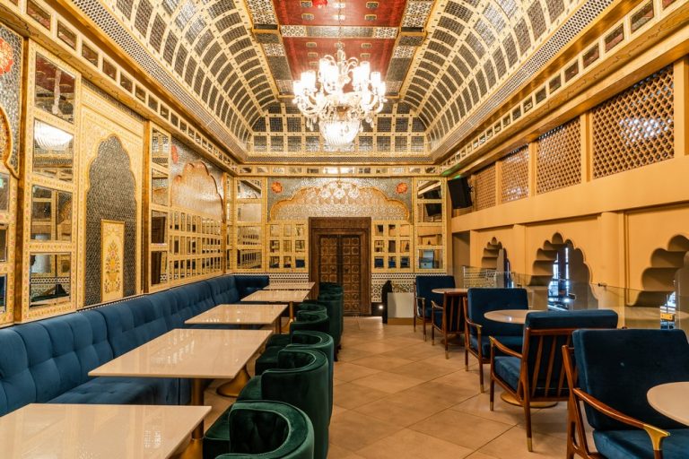 Musaafer Restaurant, Houston, Texas - e-architect