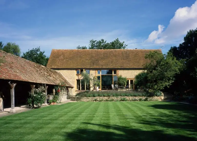 Oxfordshire Barn Conversion, England - e-architect