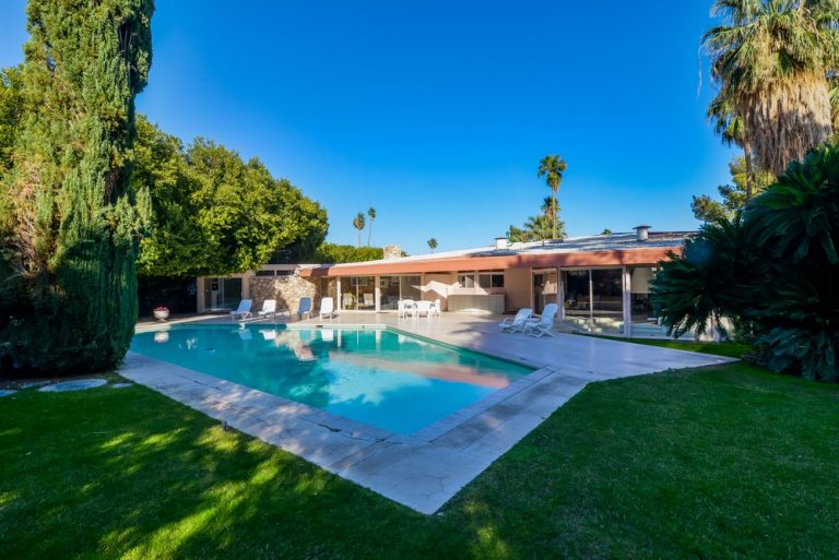 House of Tomorrow, Palm Springs, for sale! - e-architect