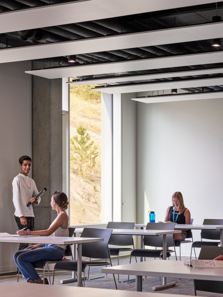 UBCO Skeena Residence, Kelowna apartments - e-architect