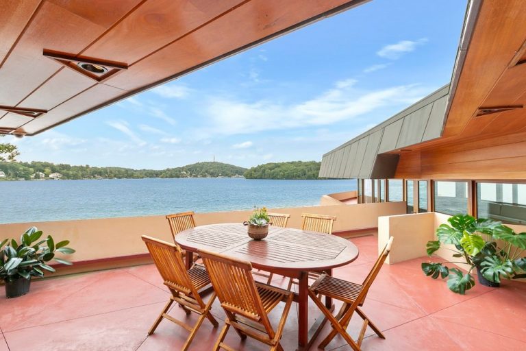 Massaro House, Lake Mahopac New York State - e-architect