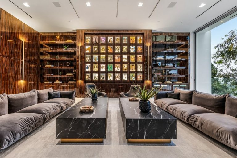 The One For Sale Bel-Air mansion - e-architect