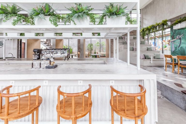 Full Circle, Bali Bar and Restaurant - e-architect