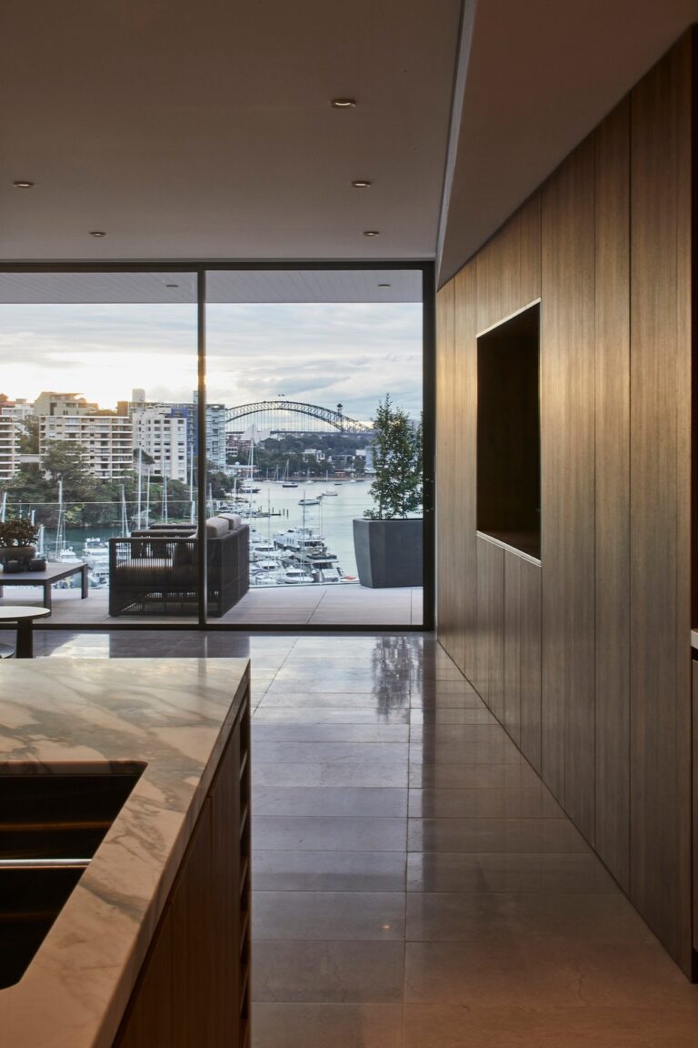 Loftus Road Apartments, Darling Point NSW - e-architect