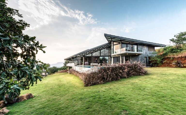 Little Much Farm, Mulshi Maharashtra - e-architect