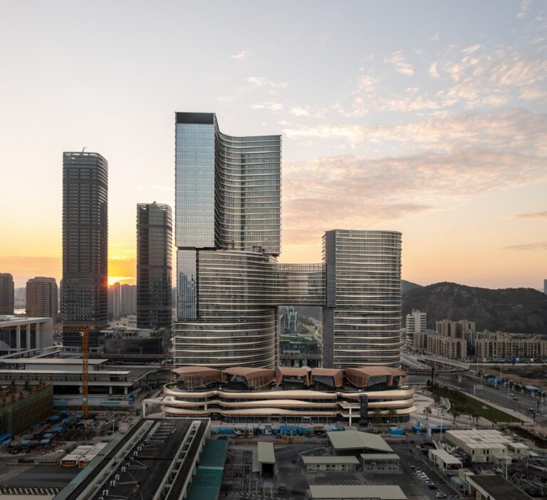 MCC Shengshi International Plaza - e-architect