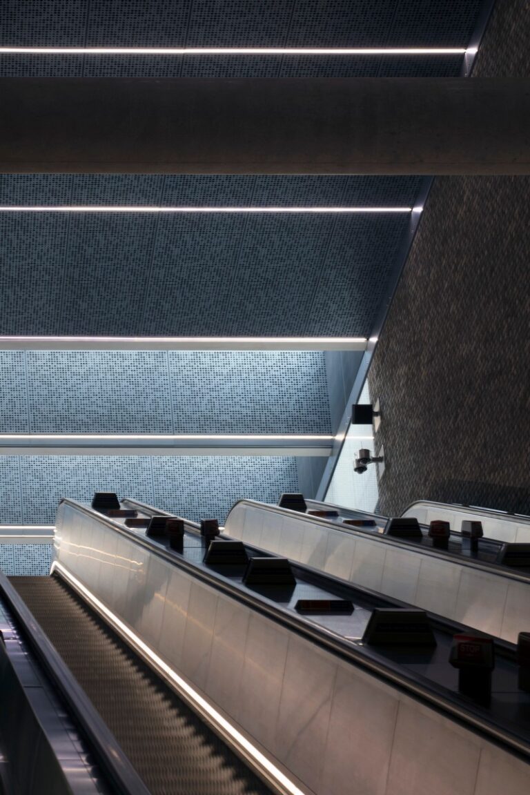 Woolwich Elizabeth Line Station London Building - e-architect