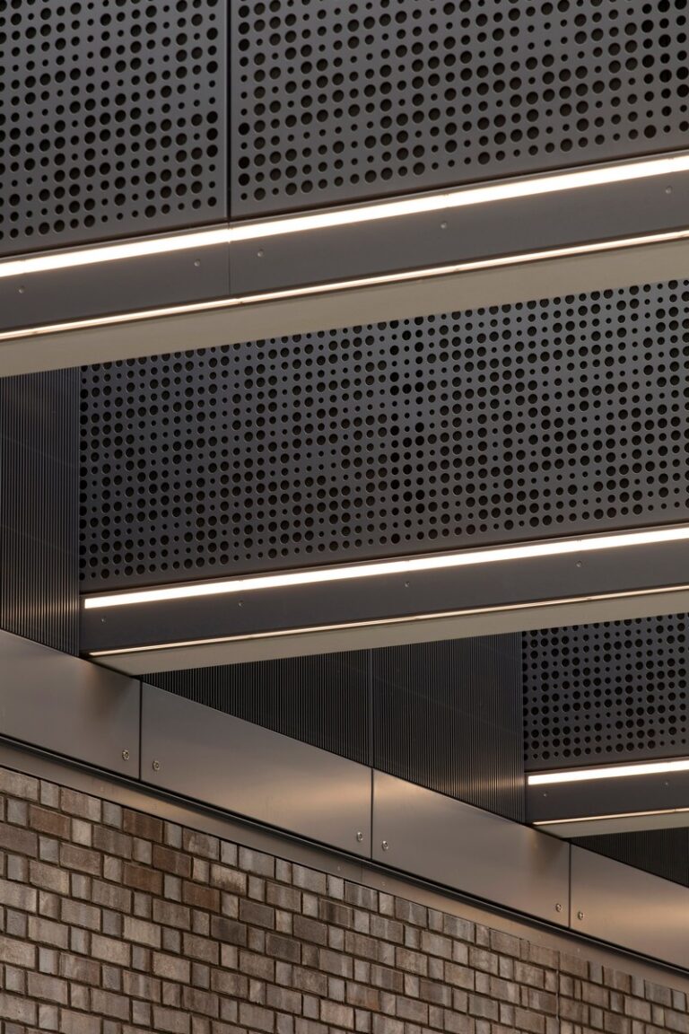 Woolwich Elizabeth Line Station London Building - e-architect