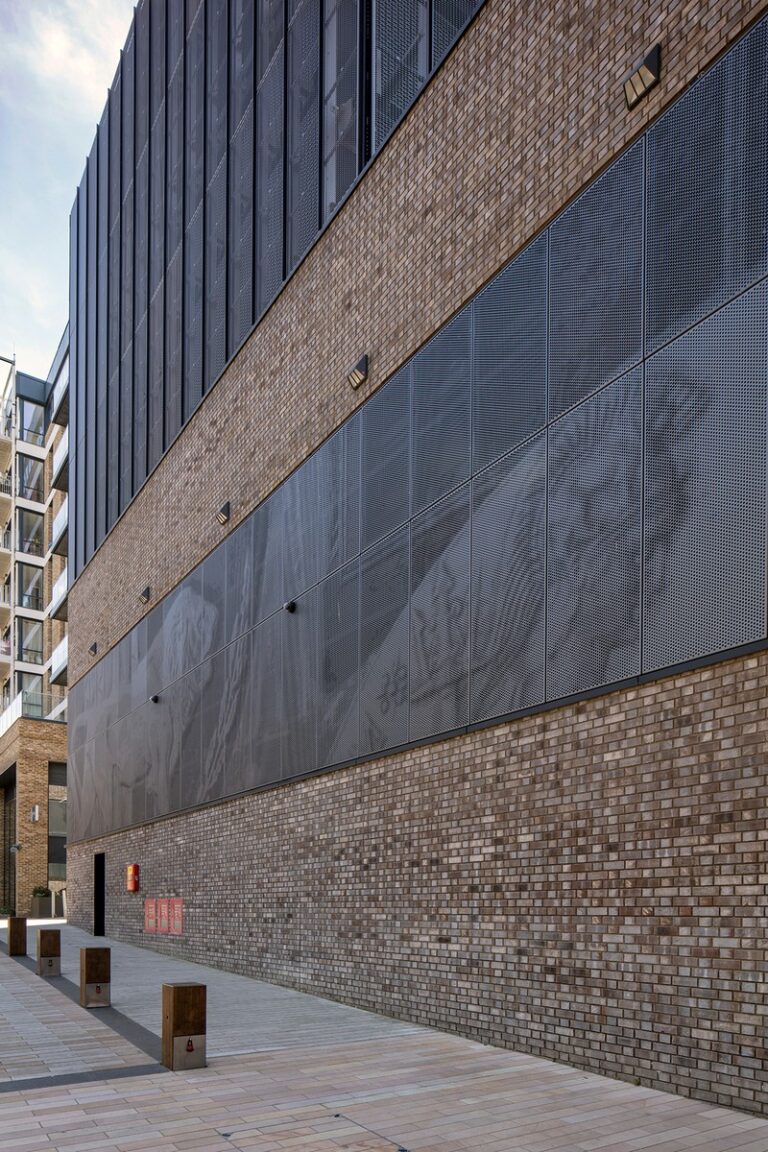 Woolwich Elizabeth Line Station London Building - e-architect