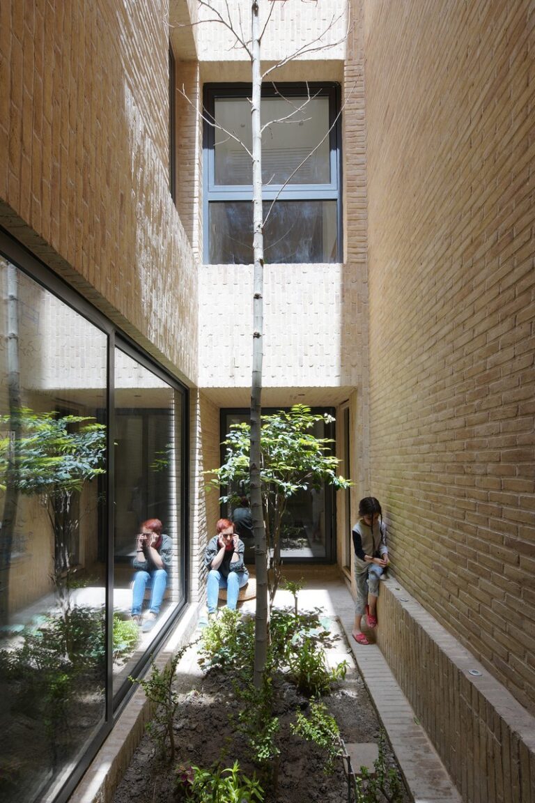 Aban House, Iran: Isfahan Property – e-architect