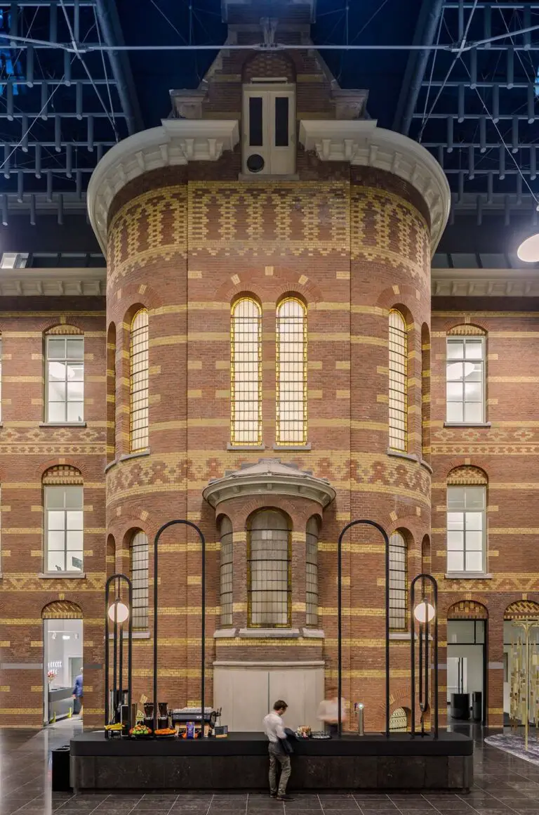 Droogbak Amsterdam Office Building - e-architect