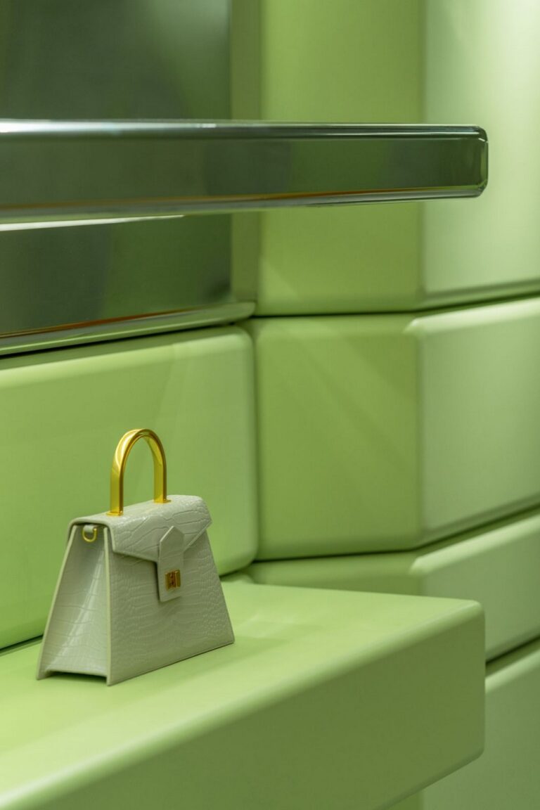 Apede Pop-up Store, Chengdu China - e-architect