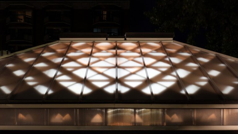 Sidewalk Citizen Solarium, Calgary Central Memorial Park - e-architect