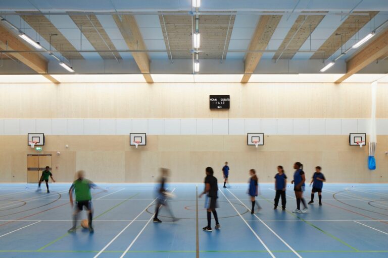 Harris Academy Sutton, London School Building - e-architect