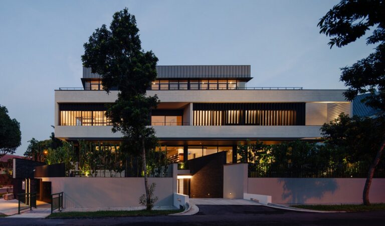 Trio Stack Singapore Luxury House - e-architect