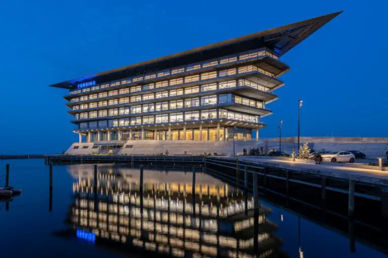 Ferring Pharmaceuticals A/S Copenhagen Offices - e-architect