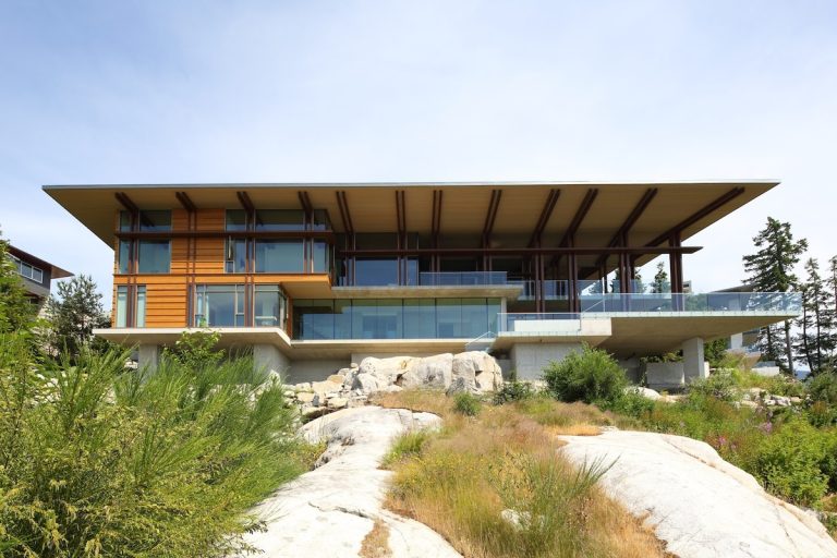 Canadian Houses: New Residences in Canada - e-architect