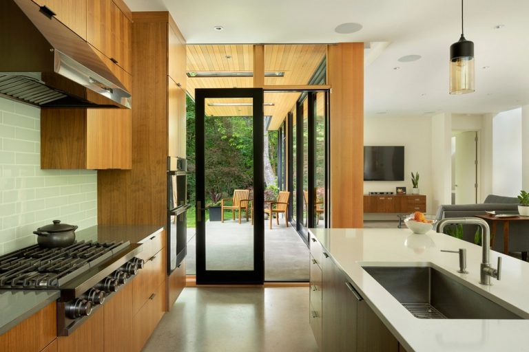 Bastion House: Oregon residence, USA - e-architect