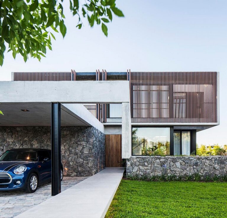 Sukkha House, Pilar, Province of Buenos Aires - e-architect