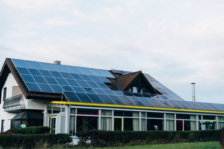 Solar architecture and renewable energy - e-architect