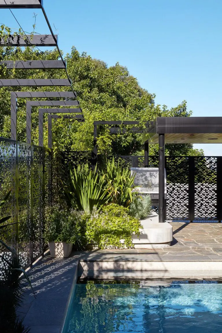 Fernberg House, Paddington, QLD property - e-architect
