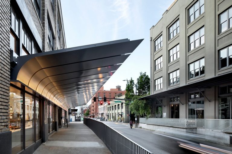 Blu Dot Showroom, Portland, Oregon - e-architect
