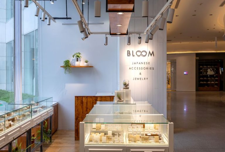 Bloom Accessory Store, Ha Noi, Vietnam - e-architect